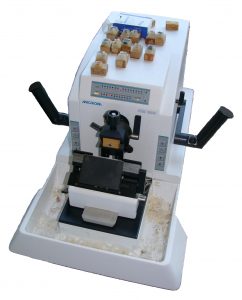 WHAT ARE THE DIFFERENT TYPES OF MICROTOMES? - Tau Riga Sciences - Learn ...